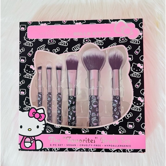 Hello Kitty | Accessories | Hello Kitty Makeup Brush Set | Poshmark